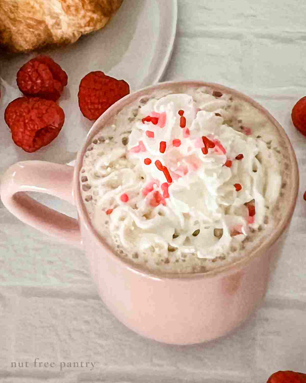 How to Make Irresistible White Chocolate Raspberry Coffee at Home ...